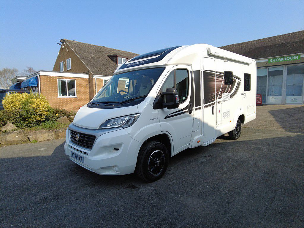 Used 2021 SWIFT ESCAPE COMPACT C502 motorhome For Sale in Derbyshire ...
